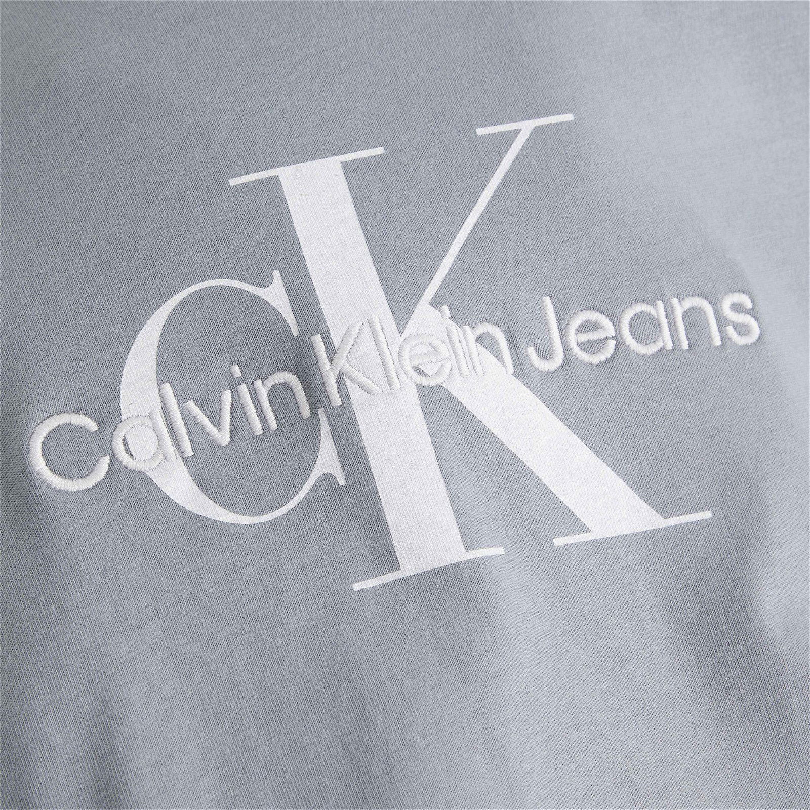 Calvin Klein Jeans Archival Monologo Relaxed Kadın Gri Kolsuz T Shirt